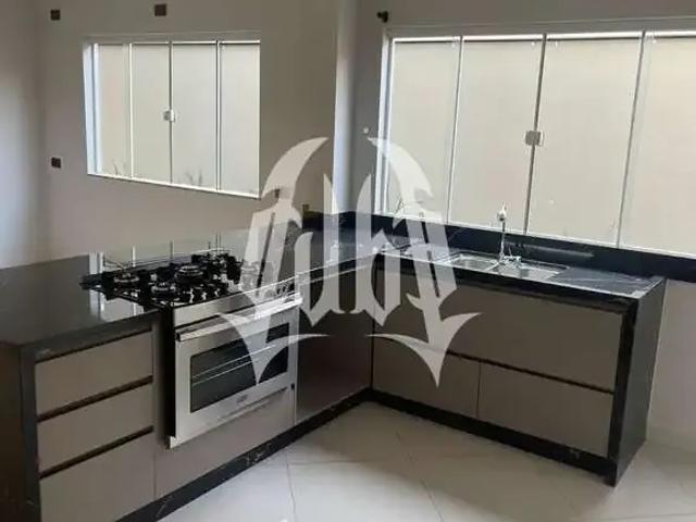 Casa / Sobrado para Venda em Londrina/PR Jardim Santa Alice 3 Quartos