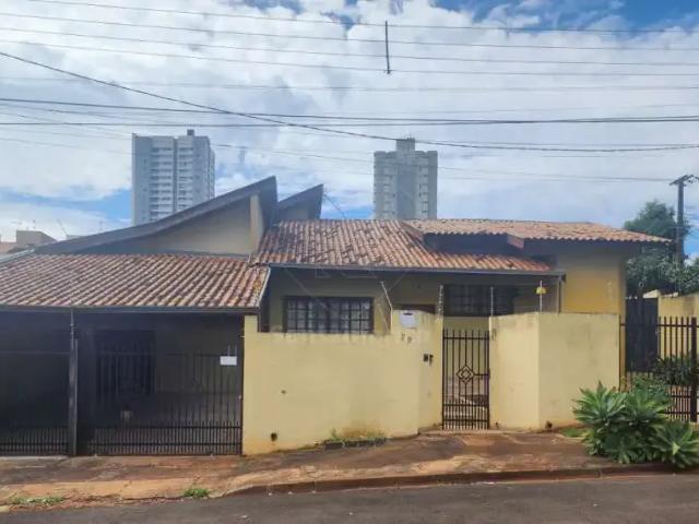 Casa / Sobrado para Venda em Londrina/PR Jardim Santos Paulo 3 Quartos