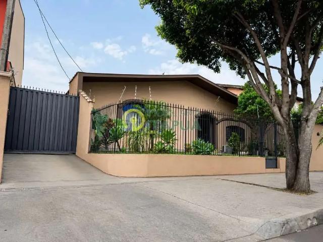 Casa / Sobrado para Venda em Londrina/PR Jardim Shangri la 3 Quartos