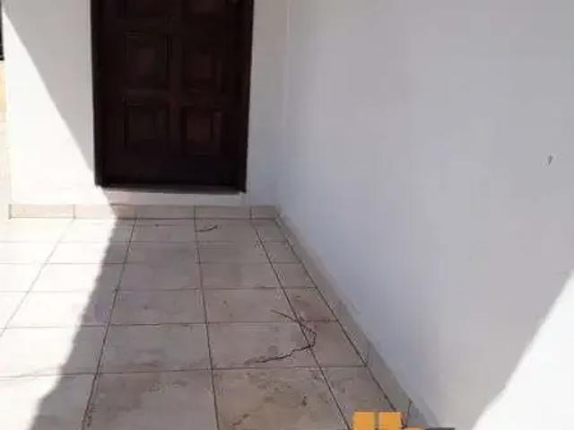 Casa / Sobrado para Venda em Londrina/PR Jardim Shangri la 3 Quartos