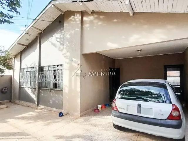 Casa / Sobrado para Venda em Londrina/PR Jardim Shangri la 3 Quartos