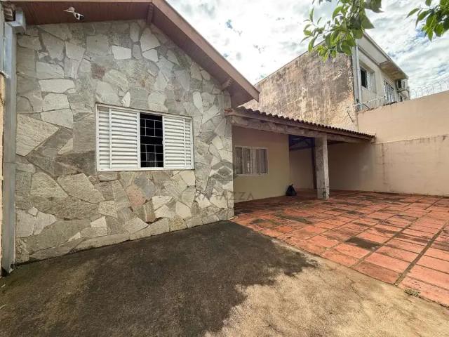 Casa / Sobrado para Venda em Londrina/PR Jardim Shangri la 4 Quartos
