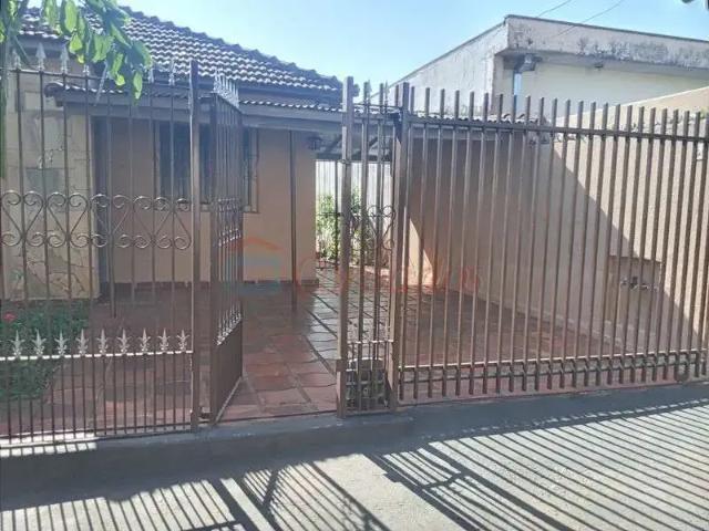 Casa / Sobrado para Venda em Londrina/PR Jardim Shangri la 5 Quartos
