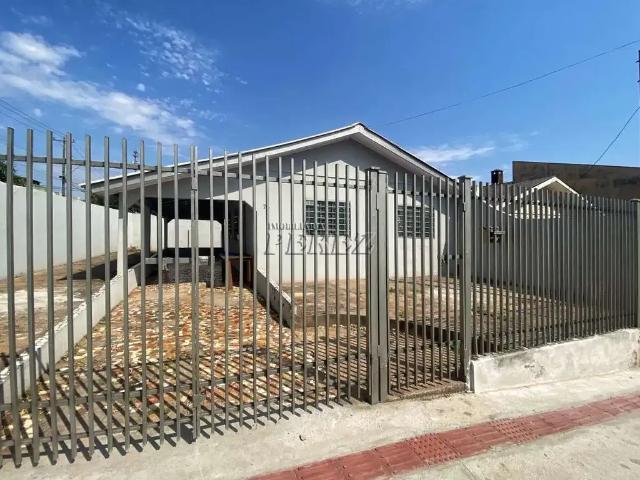 Casa / Sobrado para Venda em Londrina/PR Luiz de Sá 3 Quartos