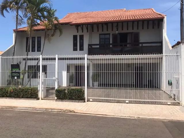 Casa / Sobrado para Venda em Londrina/PR Lago Parque 3 Quartos