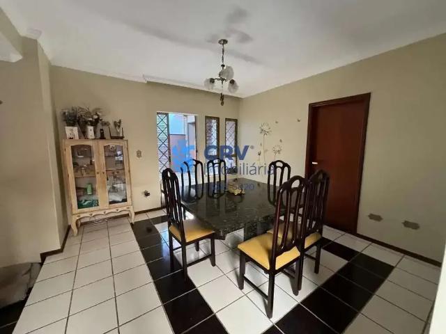 Casa / Sobrado para Venda em Londrina/PR Lago Parque 4 Quartos