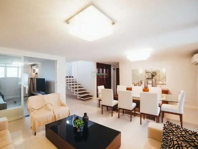 Casa / Sobrado para Venda em Londrina/PR Lago Parque 4 Quartos