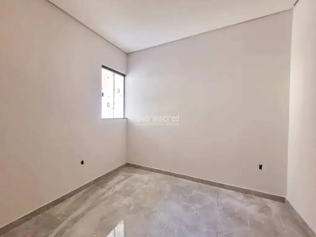 Casa / Sobrado para Venda em Londrina/PR Leonor 3 Quartos