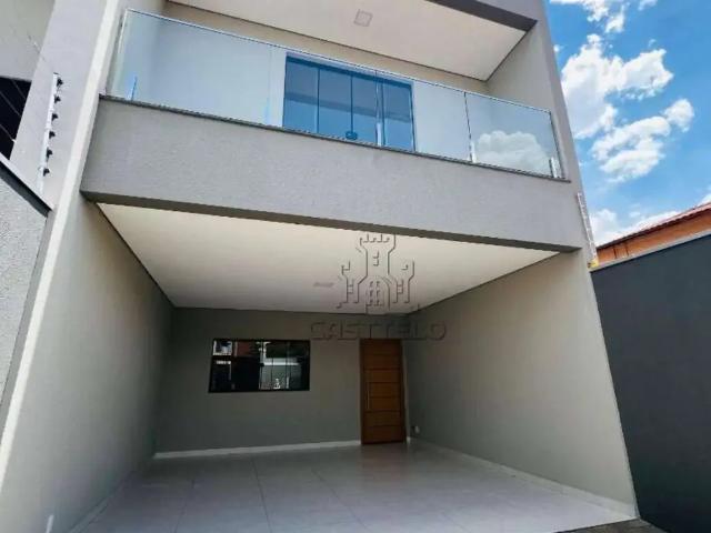 Casa / Sobrado para Venda em Londrina/PR Leonor 3 Quartos