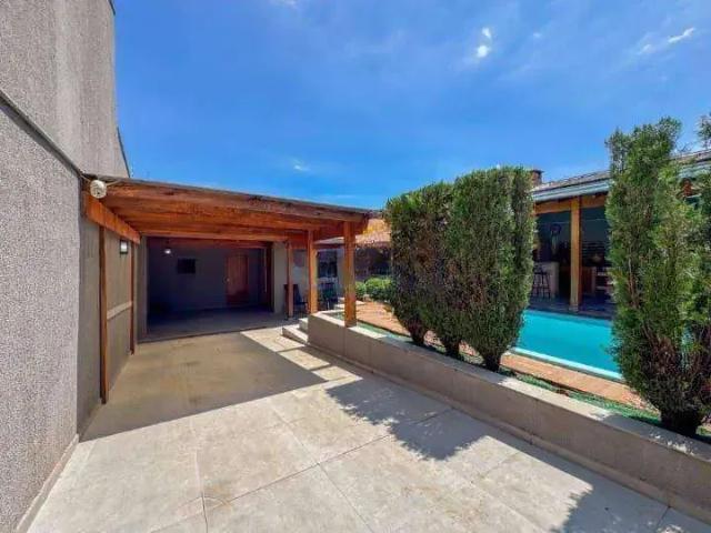 Casa / Sobrado para Venda em Londrina/PR Leonor 3 Quartos