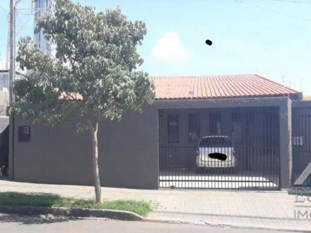 Casa / Sobrado para Venda em Londrina/PR Leonor 3 Quartos