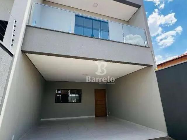 Casa / Sobrado para Venda em Londrina/PR Leonor 3 Quartos