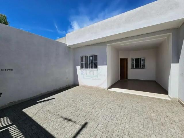 Casa / Sobrado para Venda em Londrina/PR Leonor 3 Quartos