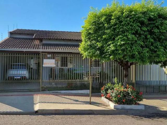 Casa / Sobrado para Venda em Londrina/PR Leonor 3 Quartos