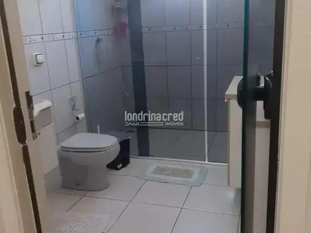 Casa / Sobrado para Venda em Londrina/PR Leonor 3 Quartos