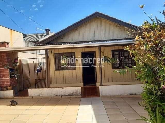 Casa / Sobrado para Venda em Londrina/PR Leonor 3 Quartos