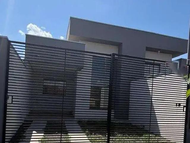 Casa / Sobrado para Venda em Londrina/PR Leonor 3 Quartos
