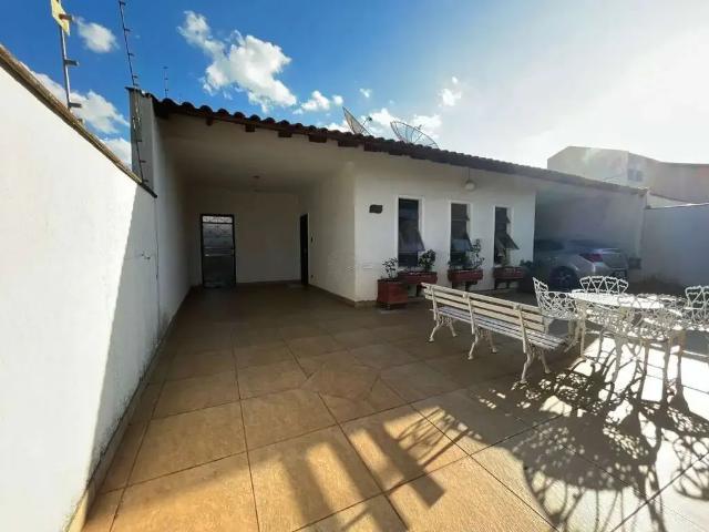 Casa / Sobrado para Venda em Londrina/PR Lima Azevedo 4 Quartos