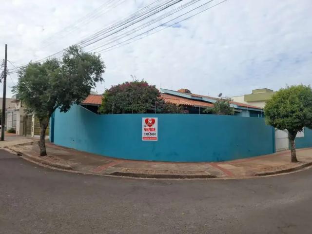 Casa / Sobrado para Venda em Londrina/PR Loteamento Chamonix 3 Quartos