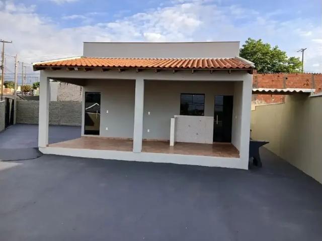 Casa / Sobrado para Venda em Londrina/PR Parigot de Souza 2 2 Quartos