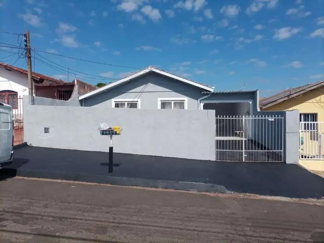 Casa / Sobrado para Venda em Londrina/PR Parigot de Souza 2 3 Quartos
