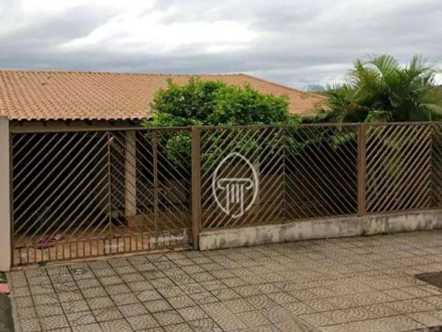 Casa / Sobrado para Venda em Londrina/PR Parigot de Souza 2 3 Quartos