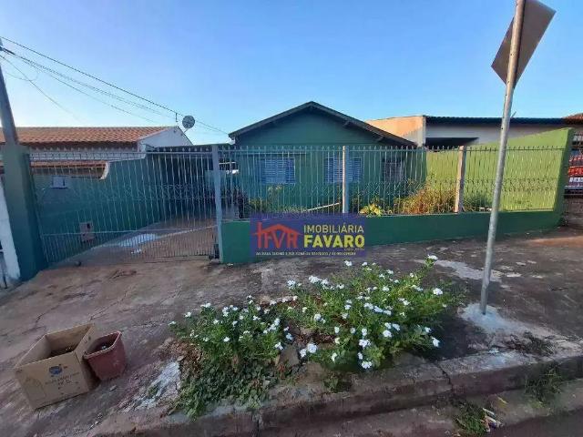 Casa / Sobrado para Venda em Londrina/PR Parigot de Souza 2 3 Quartos