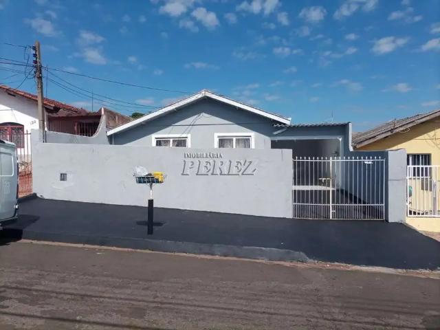 Casa / Sobrado para Venda em Londrina/PR Parigot de Souza 2 3 Quartos