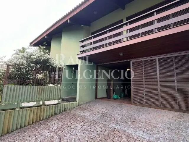 Casa / Sobrado para Venda em Londrina/PR Parque do Lago Juliana 4 Quartos