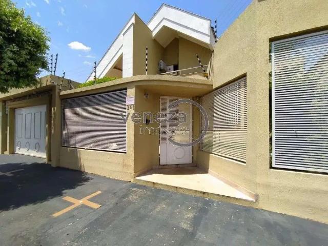 Casa / Sobrado para Venda em Londrina/PR Parque Residencial Alcântara 3 Quartos