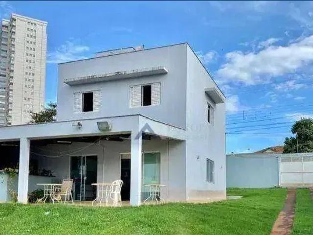 Casa / Sobrado para Venda em Londrina/PR Parque Residencial Alcântara 3 Quartos