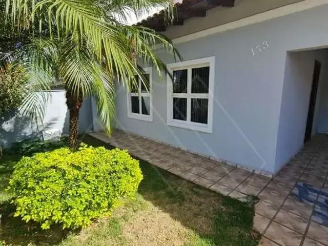Casa / Sobrado para Venda em Londrina/PR Pinheiros 3 Quartos