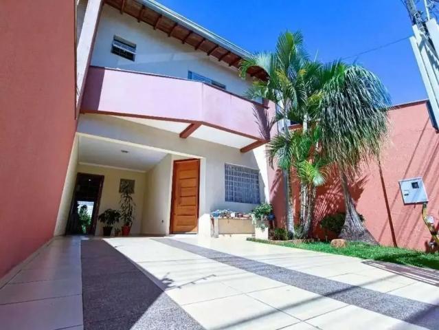 Casa / Sobrado para Venda em Londrina/PR Pinheiros 3 Quartos