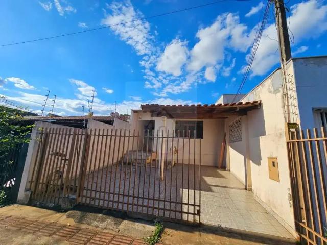 Casa / Sobrado para Venda em Londrina/PR Pinheiros 3 Quartos