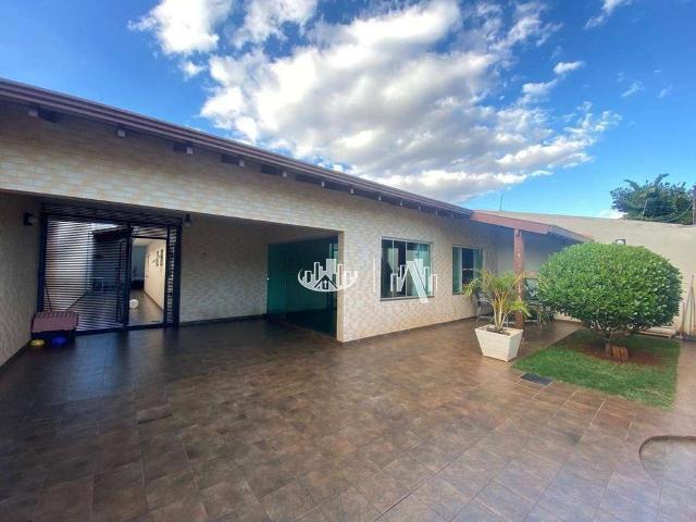 Casa / Sobrado para Venda em Londrina/PR Pinheiros 3 Quartos