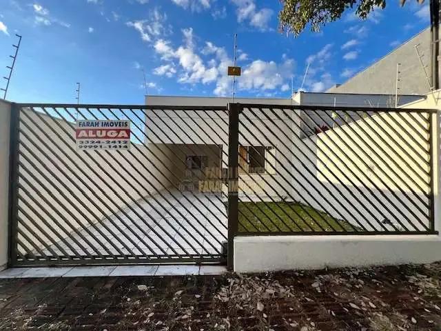 Casa / Sobrado para Venda em Londrina/PR Portal de Versalhes 1 3 Quartos