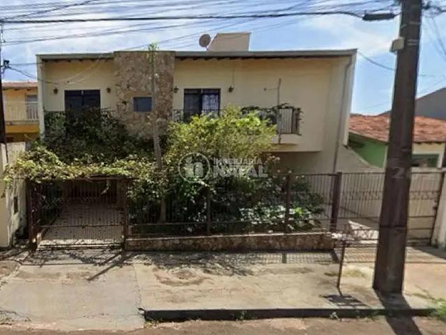 Casa / Sobrado para Venda em Londrina/PR Portal de Versalhes 2 6 Quartos