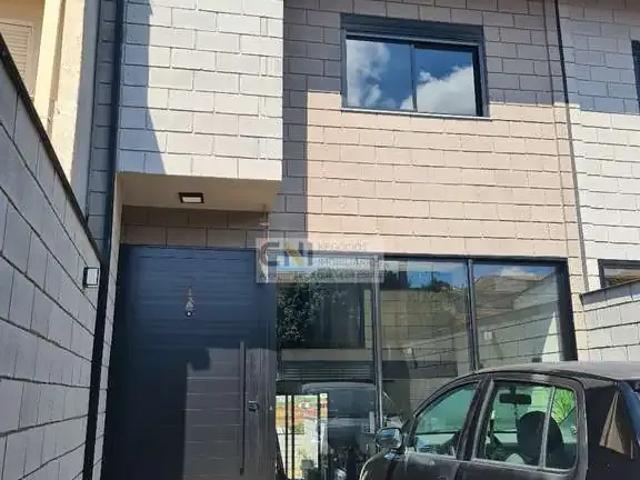 Casa / Sobrado para Venda em Londrina/PR Portal de Versalhes 2 2 Quartos