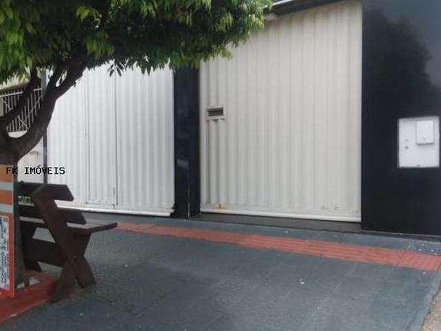 Casa / Sobrado para Venda em Londrina/PR Portal de Versalhes 2 3 Quartos