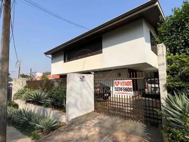Casa / Sobrado para Venda em Londrina/PR Quebec 4 Quartos
