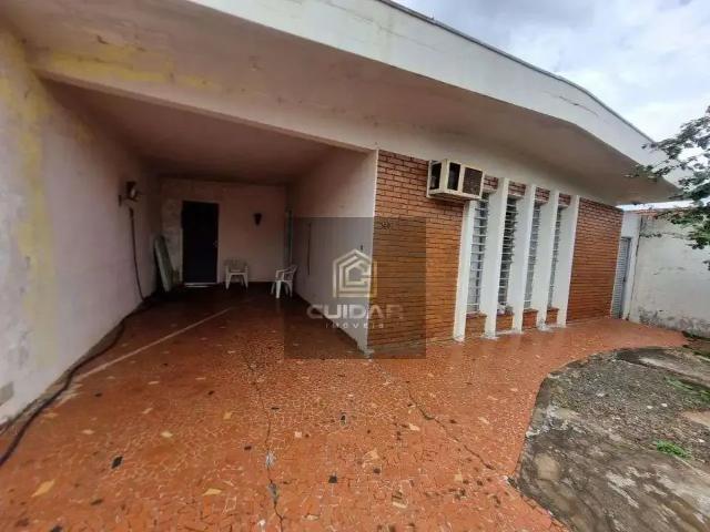 Casa / Sobrado para Venda em Londrina/PR Quebec 5 Quartos