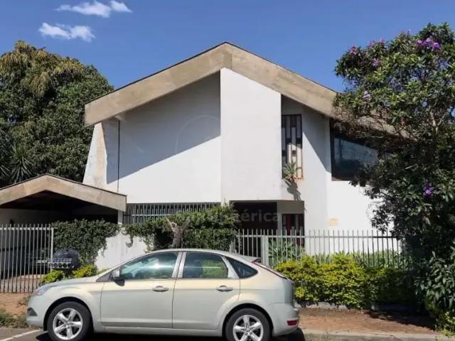 Casa / Sobrado para Venda em Londrina/PR Quebec 3 Quartos
