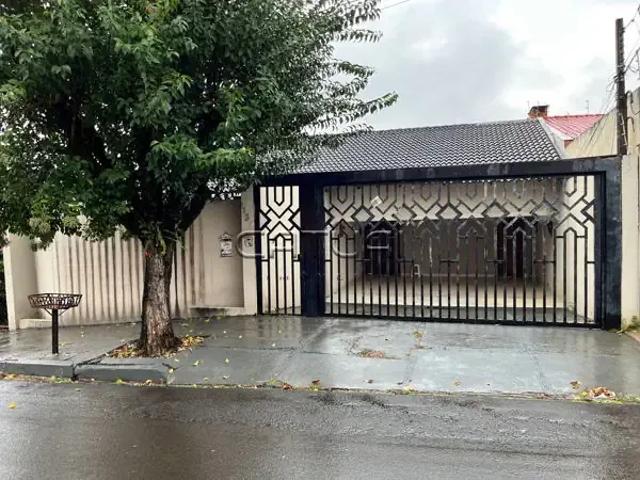 Casa / Sobrado para Venda em Londrina/PR Quebec 4 Quartos