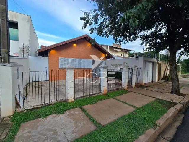 Casa / Sobrado para Venda em Londrina/PR Quebec 3 Quartos