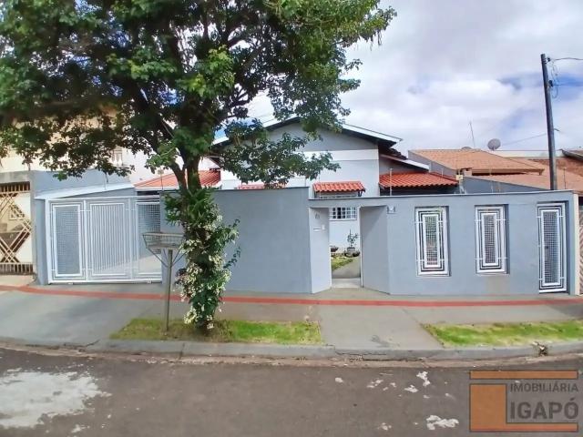 Casa / Sobrado para Venda em Londrina/PR Residencial José B Almeida 3 Quartos