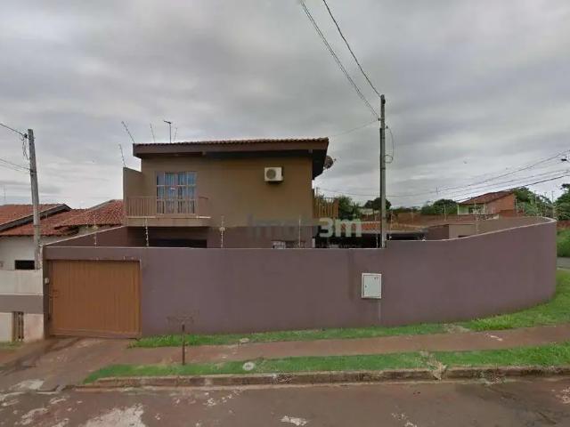 Casa / Sobrado para Venda em Londrina/PR Residencial Loris Sahyun 3 Quartos