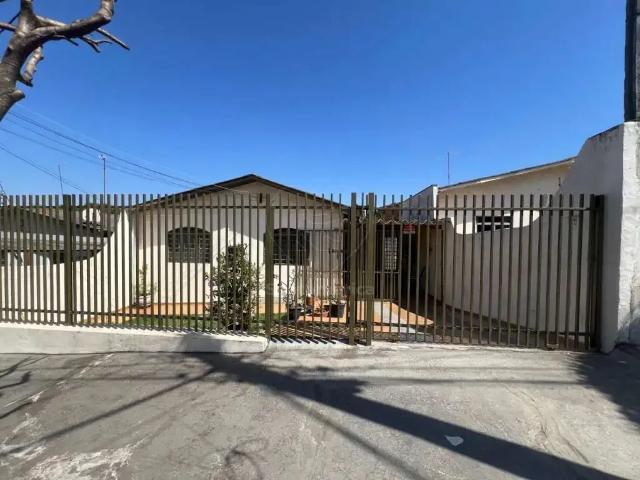 Casa / Sobrado para Venda em Londrina/PR Roseira 3 Quartos
