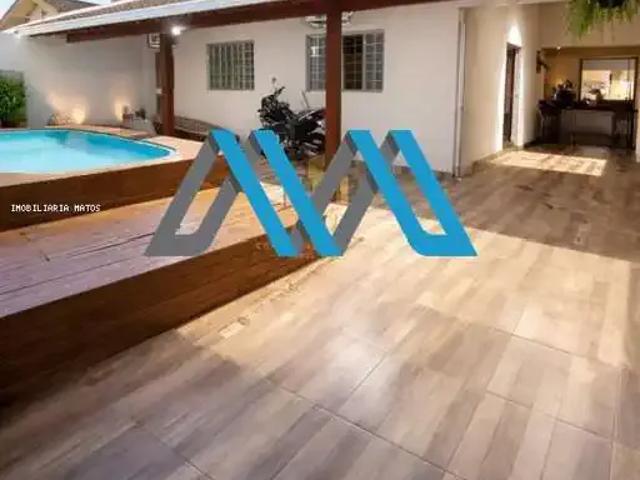 Casa / Sobrado para Venda em Londrina/PR São Lourenço 3 Quartos