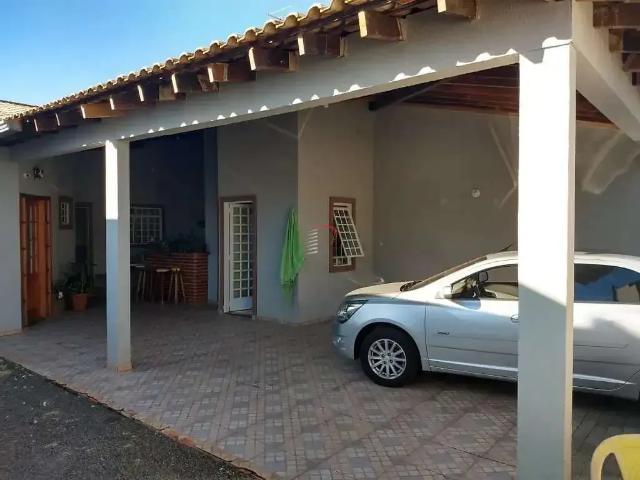 Casa / Sobrado para Venda em Londrina/PR São Pedro 4 Quartos
