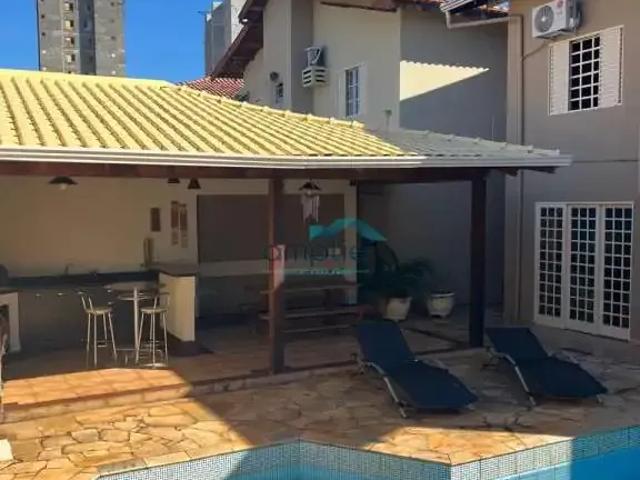 Casa / Sobrado para Venda em Londrina/PR San Fernando 4 Quartos